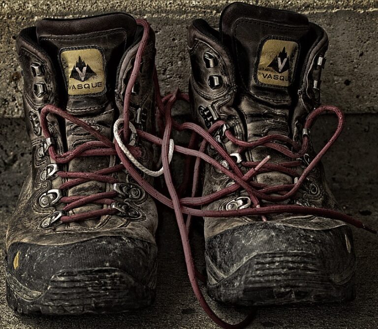 How Long Do Hiking Boots Last? When To Replace Your Hiking Boots