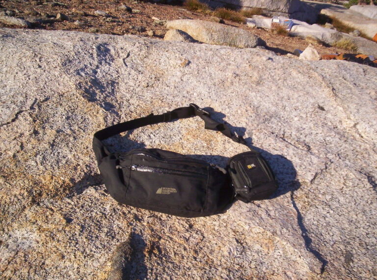 The 11 Best Hiking Fanny Packs, Waist Packs, & Hip Packs