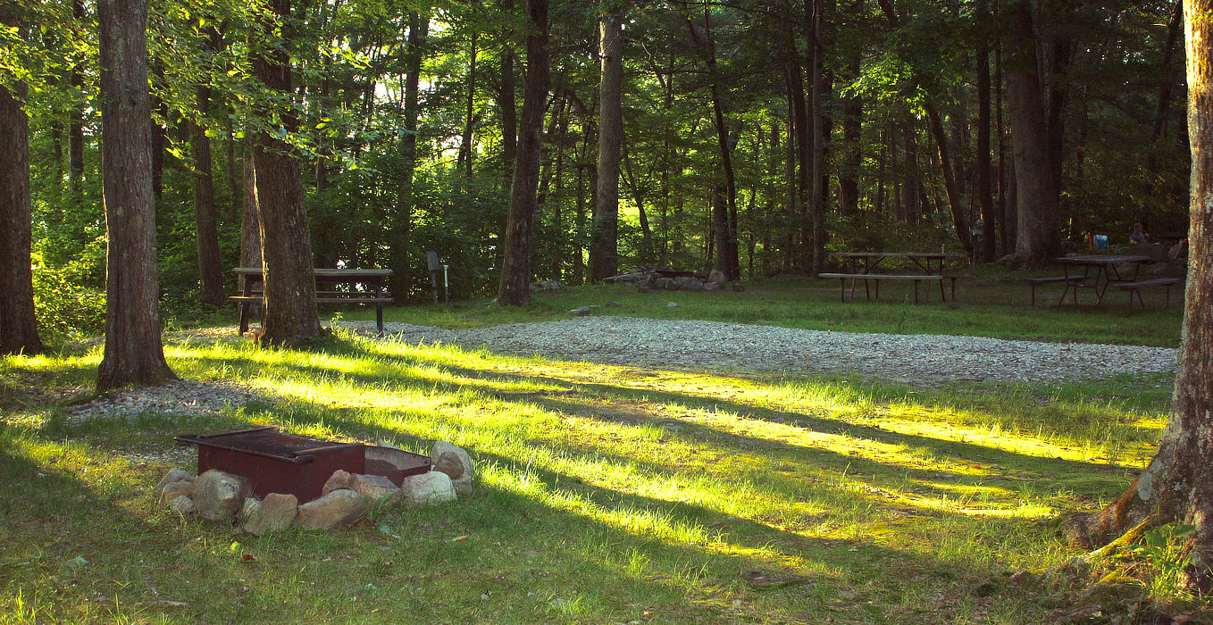 How to Stay Warm in a Tent Without Electricity: Top 25 Tips & Tricks