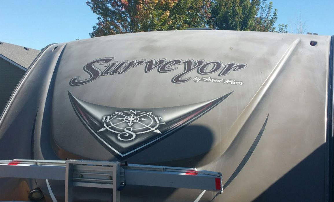 How to Remove Oxidation from RV Fiberglass - The Fun Outdoors